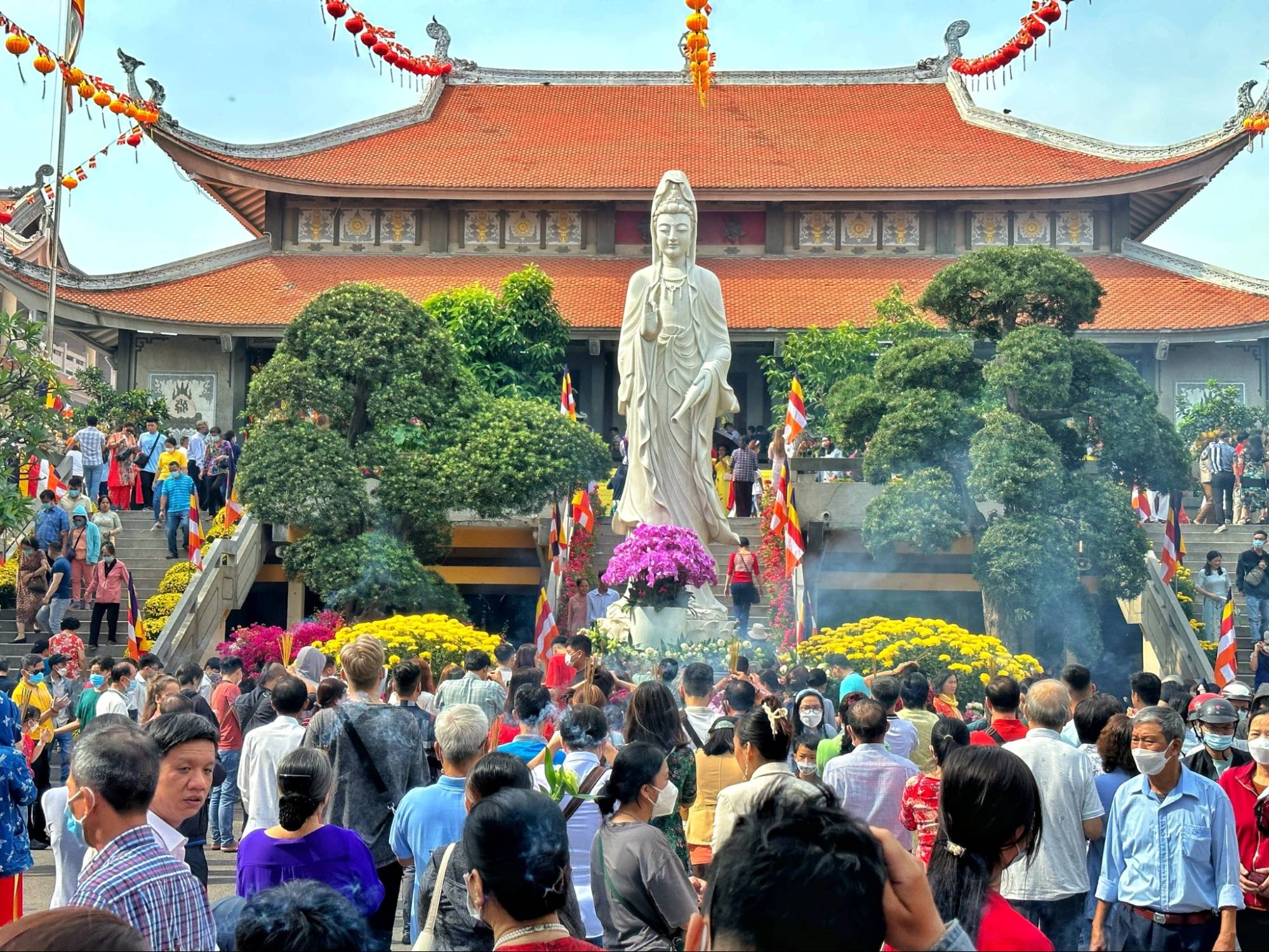 Tet Decorations in Vietnam 2026: Discover the Enchanting Beauty of Tet